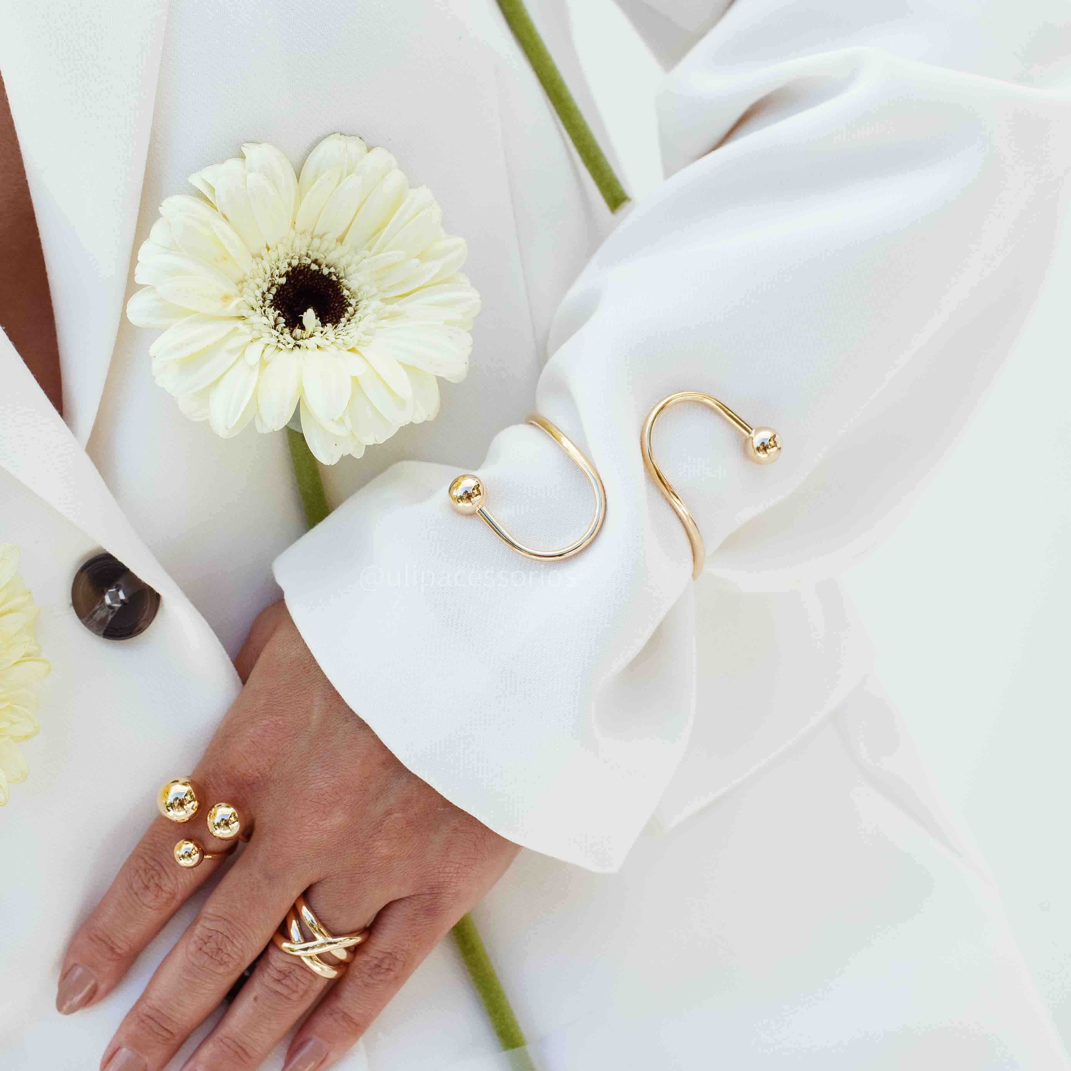 Pulseira bracelete envolvente esferas dourado